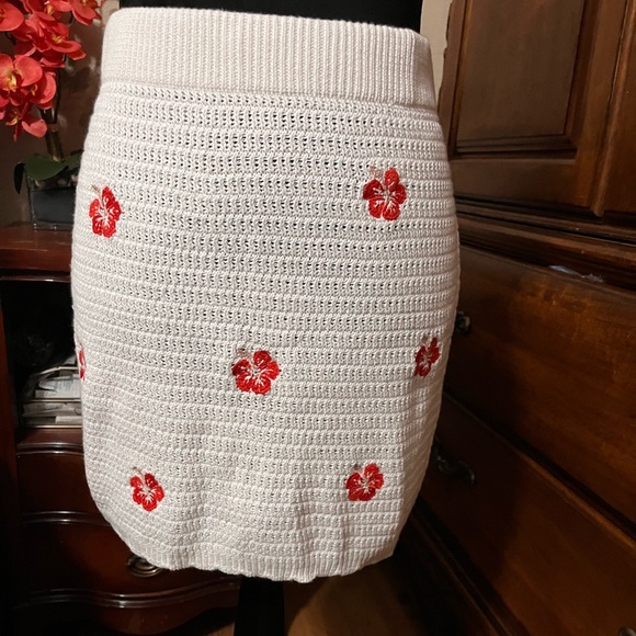 wild fable | Skirts | Wild Fable Crochet Floral | Poshmark